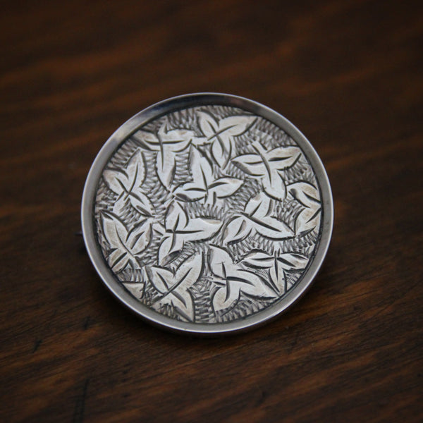 Victorian English Ivy-Engraved Silver Brooch – LEO Design, Ltd.